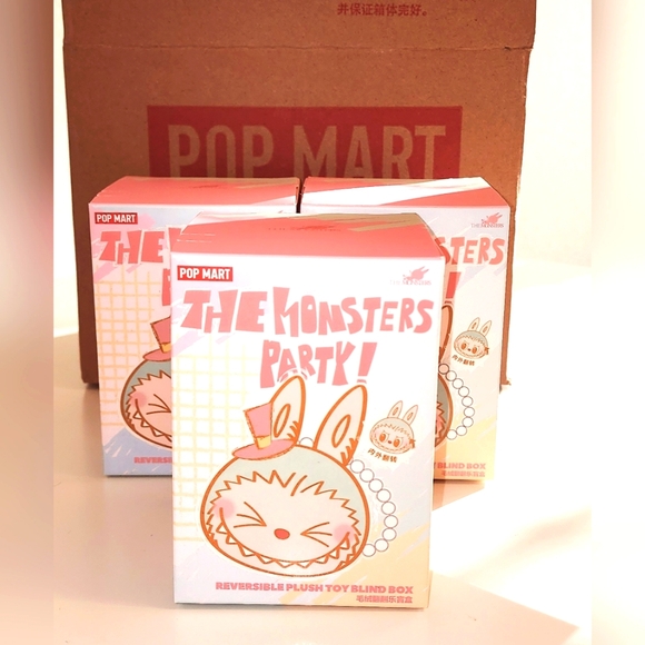 POP MART | Party Supplies | Labubu The Monsters Party Reversible Plush ...